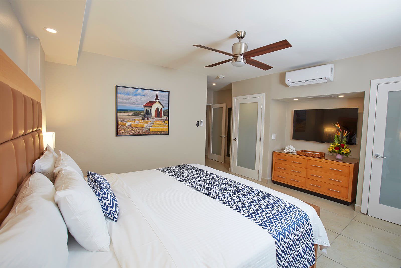 Rooms & Suites at Divi Dutch Village Beach Resort